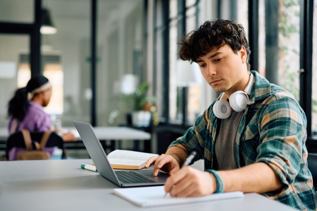 Functional Skills vs GCSEs: Which Path to Choose?